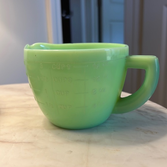 Kitchen | Vintage Jadeite 16 Ounce Liquid Measuring Cup | Poshmark